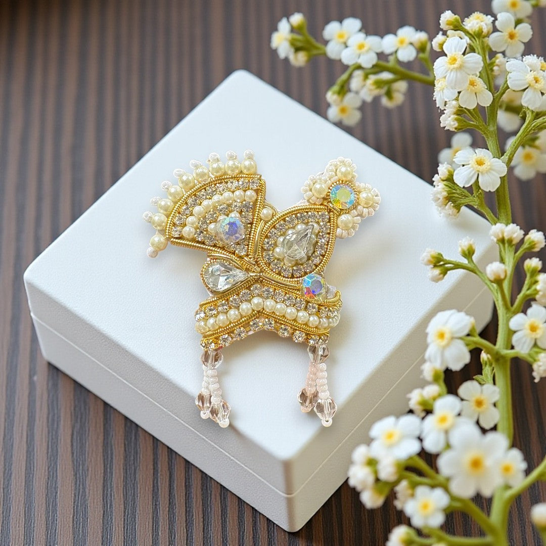 Pearl & Iridescent Jardogi Mukut SP-No. 407 – Shriposhak.in